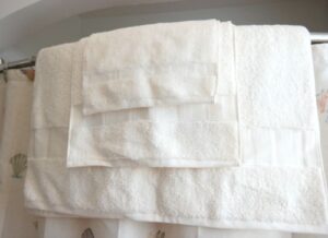 The Perfect Bath Time Routine and Must-Have Bath Essentials - The ...